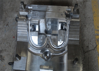 Pinnacle Dies & Moulds