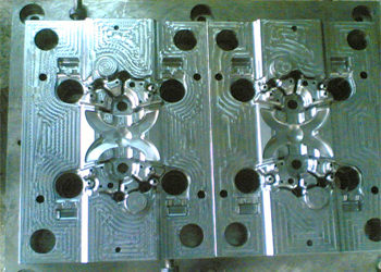 Pinnacle Dies & Moulds