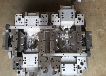 Pinnacle Dies & Moulds